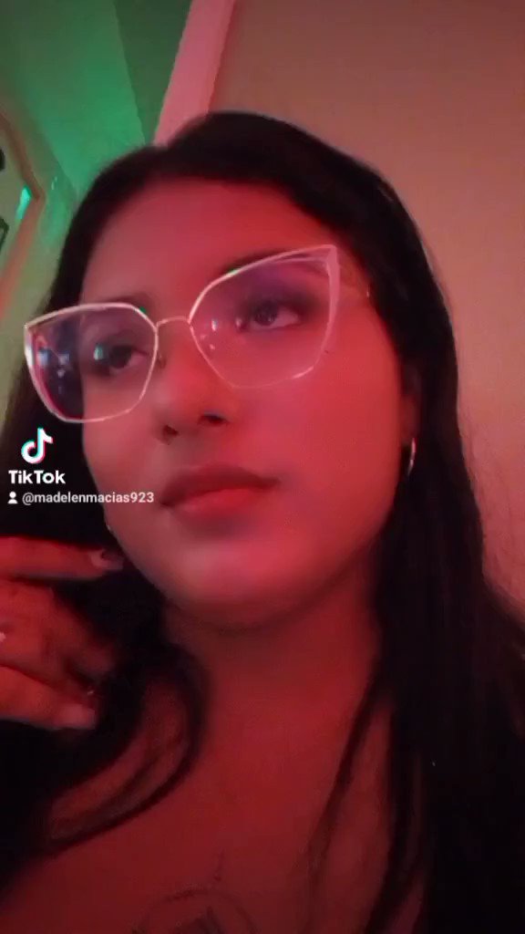 Melissa Deluxe 💖 on Twitter: "Holiiii"