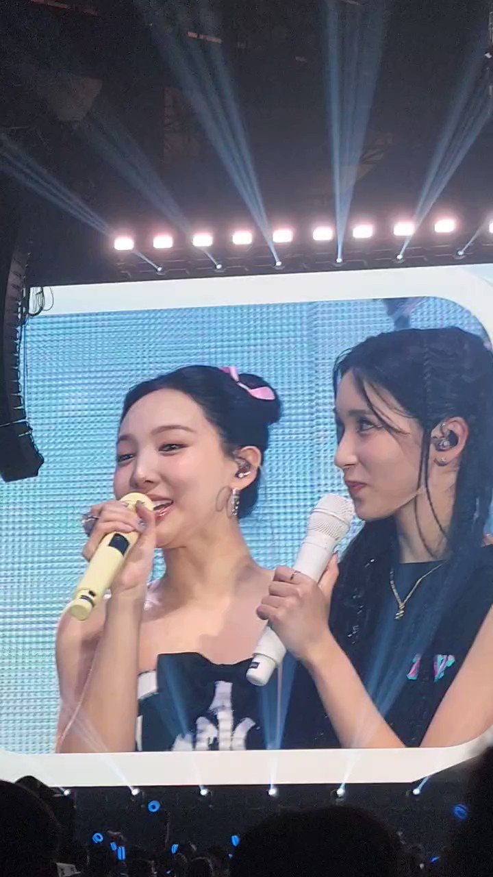 A Fan on Twitter: "Minayeon 😁 https://t.co/jFzUWYNRU1" / Twitter