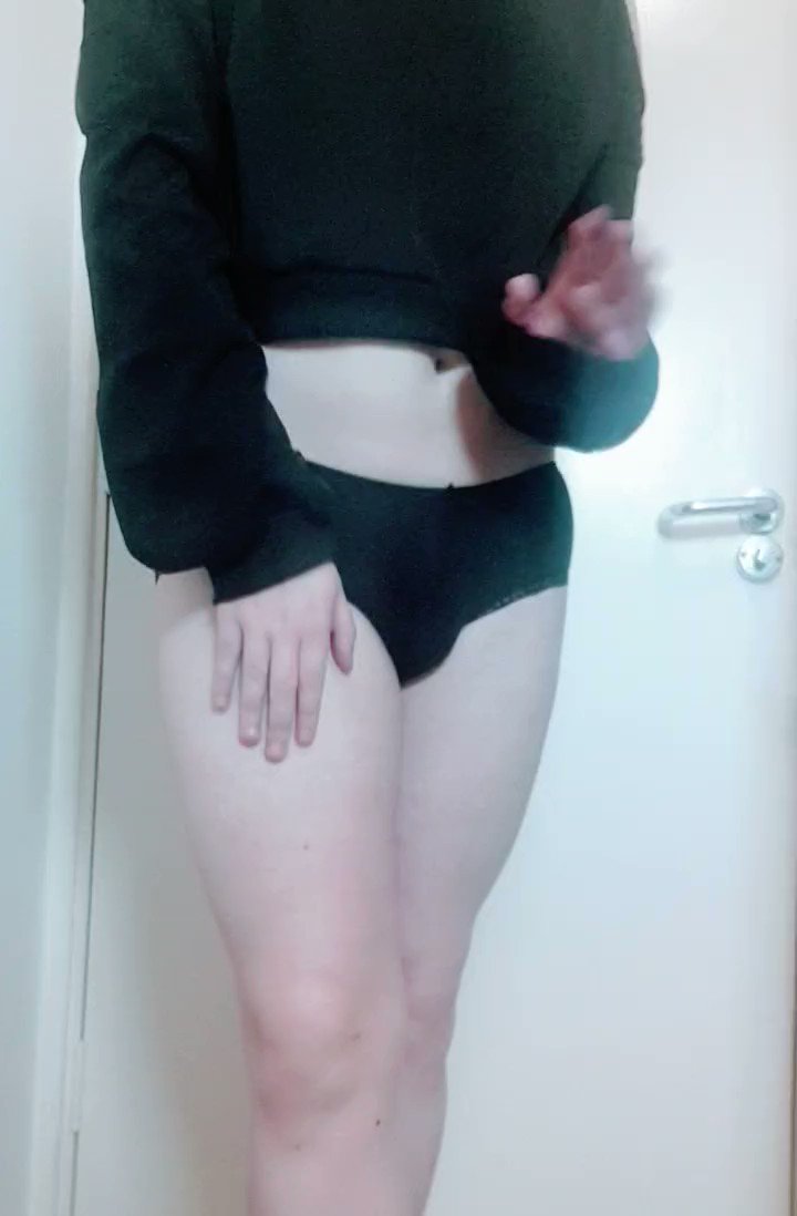 🔞Steamy Mood🔞 on Twitter: "Butt jiggle physics are a check