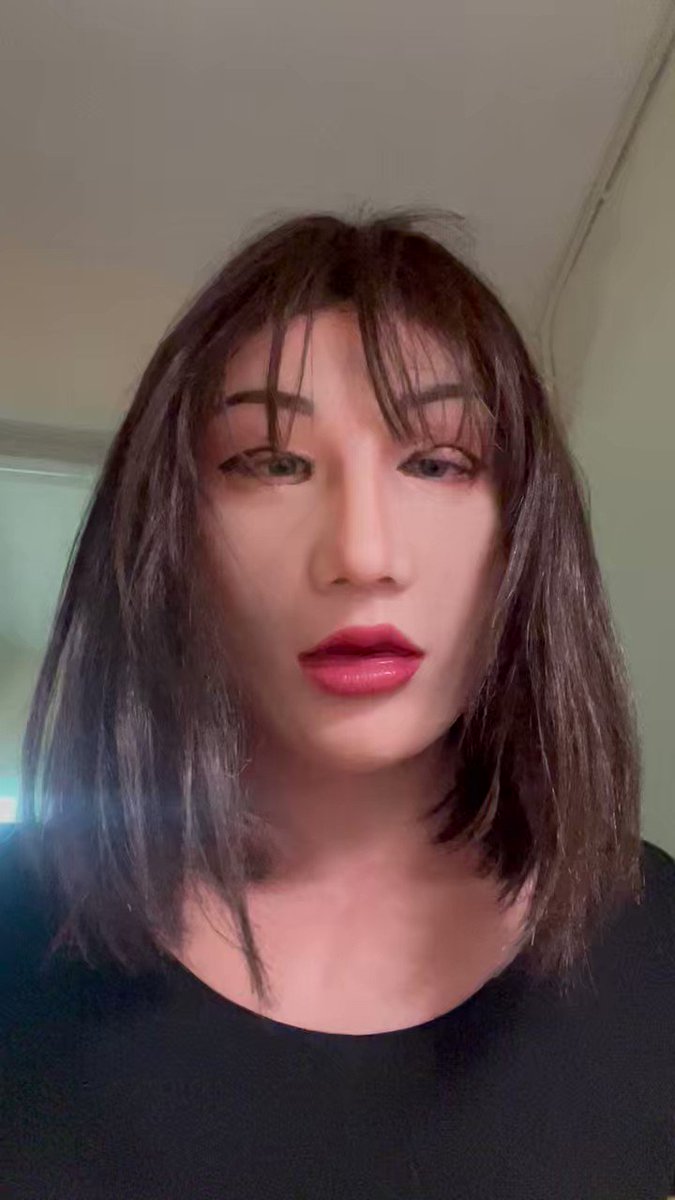 Jessica Qin On Twitter 看来大家还是喜欢脱皮更多一点,会不会激发哥哥们和假姐姐们的欲望😌😌