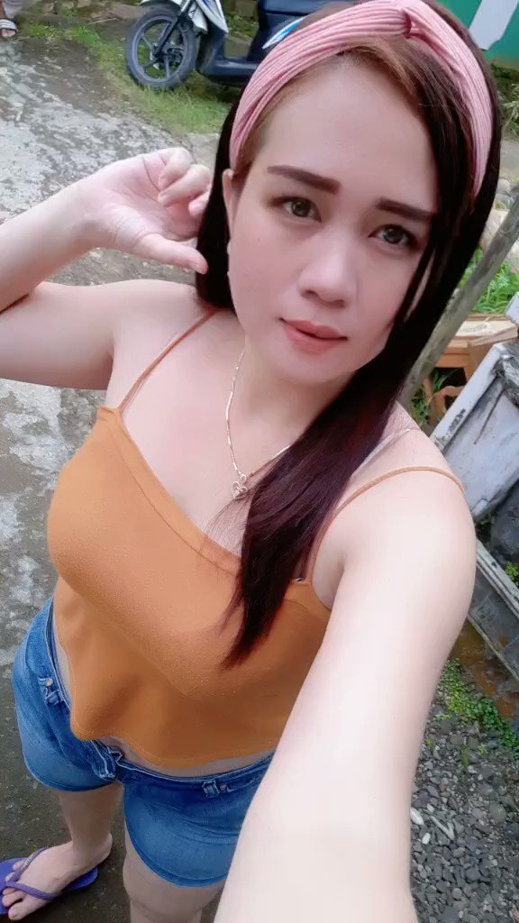 Tante Elsa on Twitter: "RT @MamahSiskaa: Tante girang Suka brondong Whatsapp : https://t.co ...