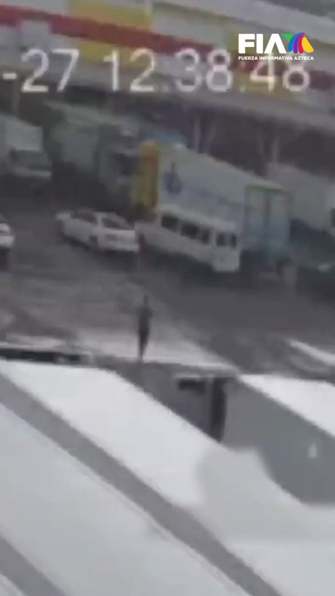 Fuerza Informativa Azteca on Twitter: "#Rusia | Un hombre murió de forma instantánea luego de ...