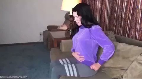 ShinobuLoveFarts on Twitter: "RT @fartshoutout699: Cute bloated girl ripping eggy farts after ...