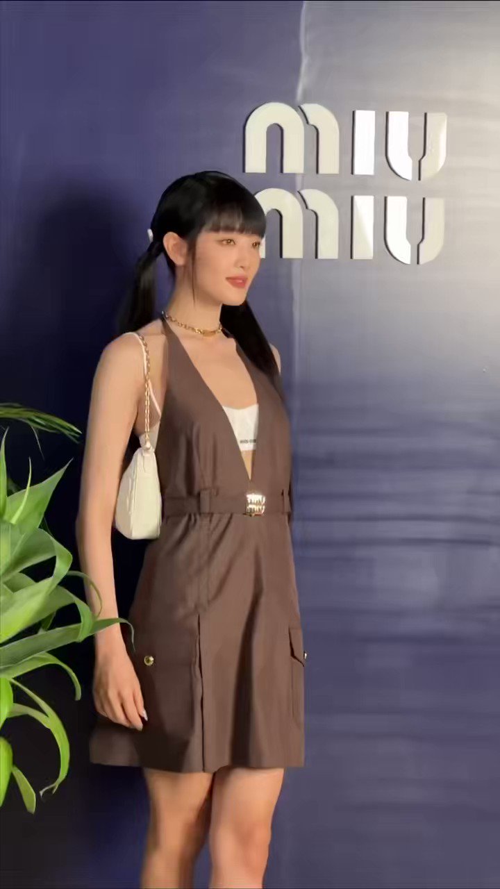 MINNIE THAILAND🎀 on Twitter: "[IG] 230629 hypebaekr มินนี่ที่งาน MiuMiu Club L’Ete ค่ะ 🖇️ https ...