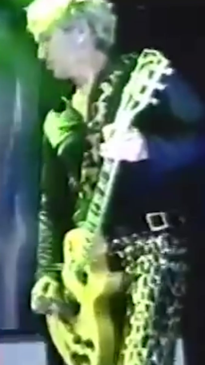 Sex Pistols Official On Twitter Sex Pistols Performing Pretty Vacant On Top Of The Pops In