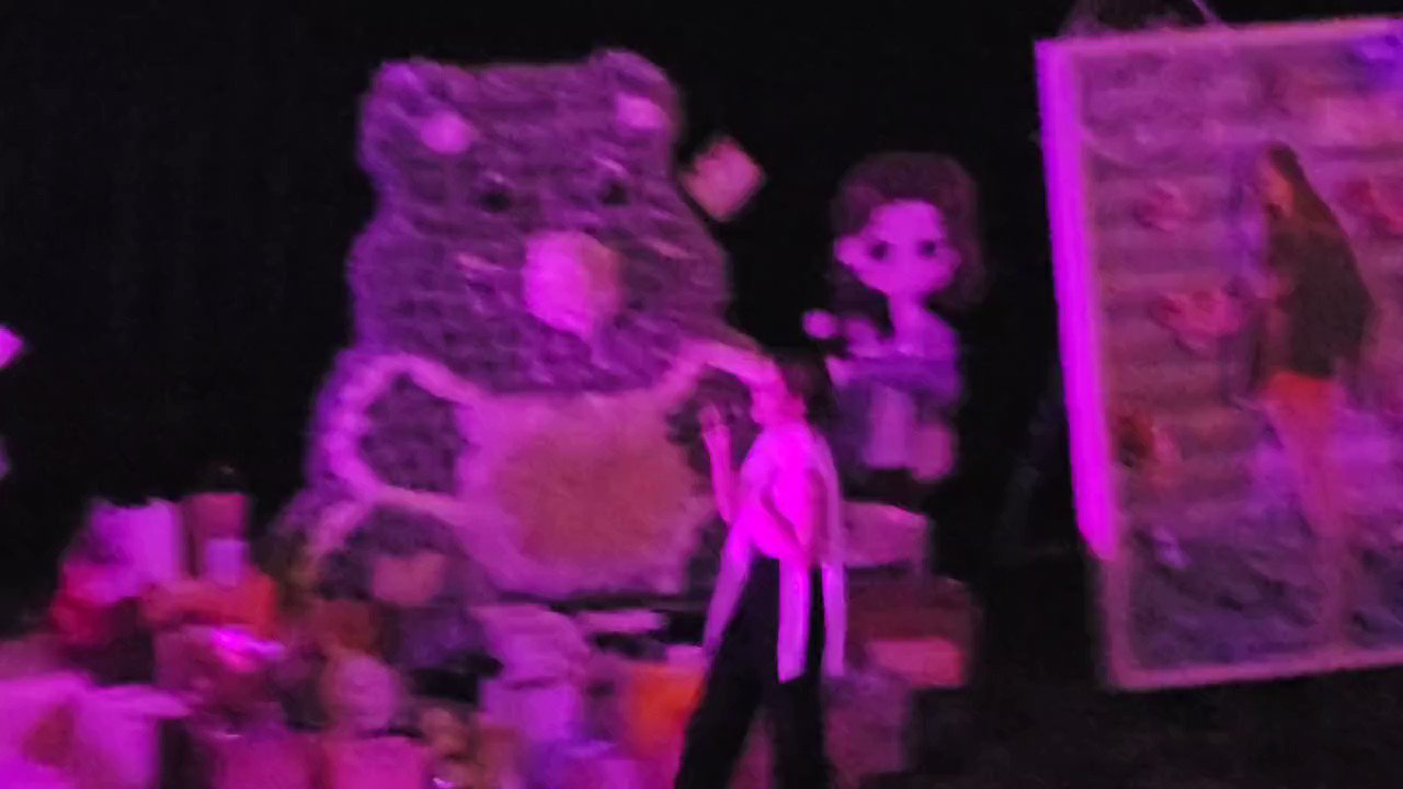 Freen | Becky ™ on Twitter: "📹 | Becky singing in the cinema after having seen the LLL movie ...