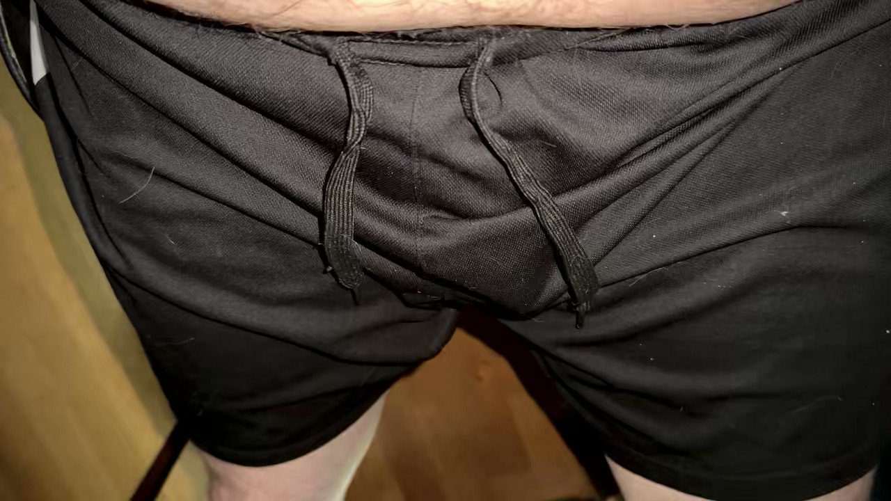 jerkbuddy_ibk on Twitter: "@bertotd2000 10cm 🙈 https://t.co/bOqzRdmvZ9" / Twitter