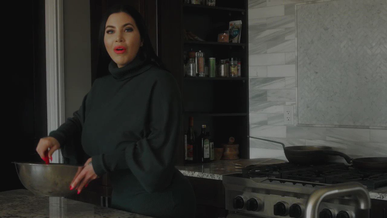 Korina Kova Your Mommy On Twitter Just Made Another Sale Mommy Joi