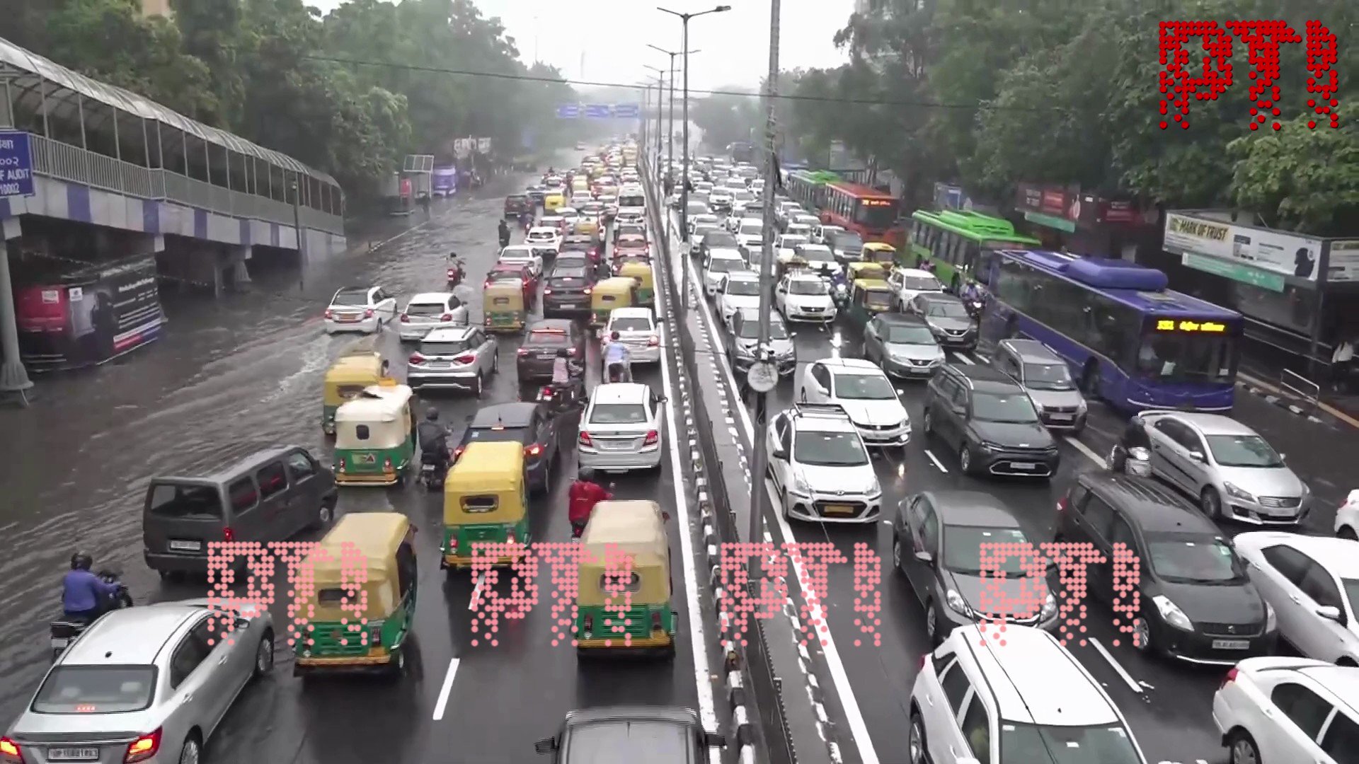 Press Trust Of India On Twitter Video Massive Traffic Snarls At Ito