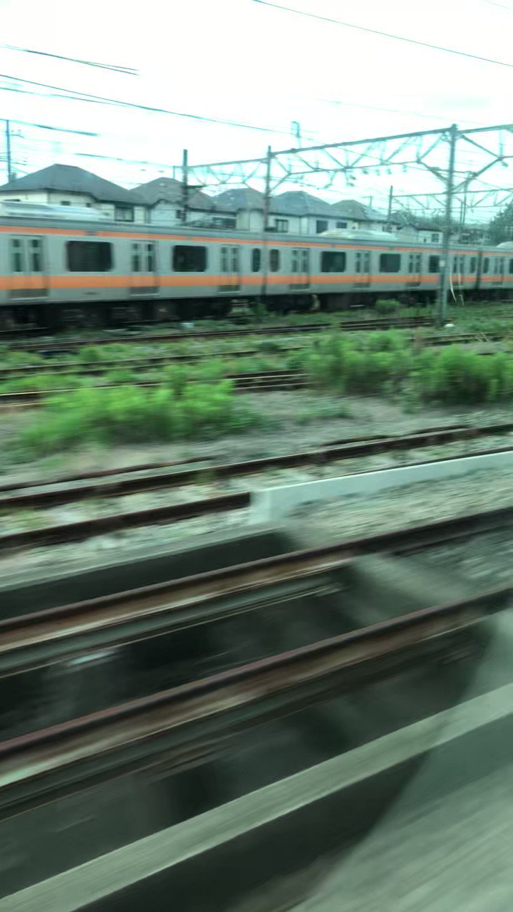 にーまるいち on Twitter: "豊田車両センターに中央線用のグリーン車を繋げたE233系(H57編成)と209系1000番台がいました〜。 #中央線 #E233系 #209系 ...