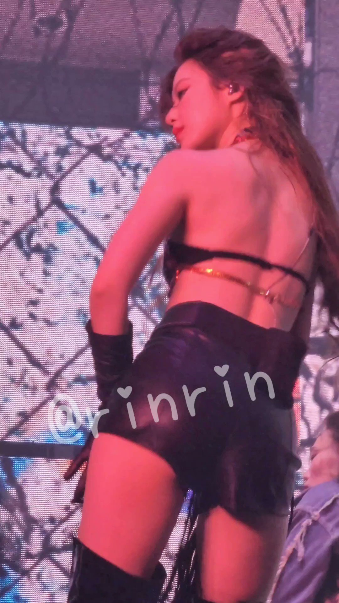 rinrin on Twitter: "230617 BOYS直拍 忙内刷长大变性感辣妹了🥵 🚫禁止搬运微博/B站 🚫NO REPOST TO WEIBO #여자아이들 #슈화 #舒華 ...