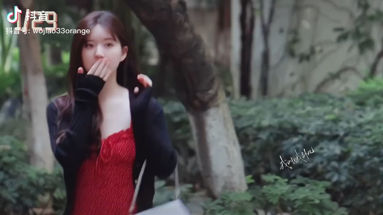 van on Twitter: "🌟 Compilation of Sang Zhi’s outfit! Styled by #ZhaoLusi and mostly from her ...