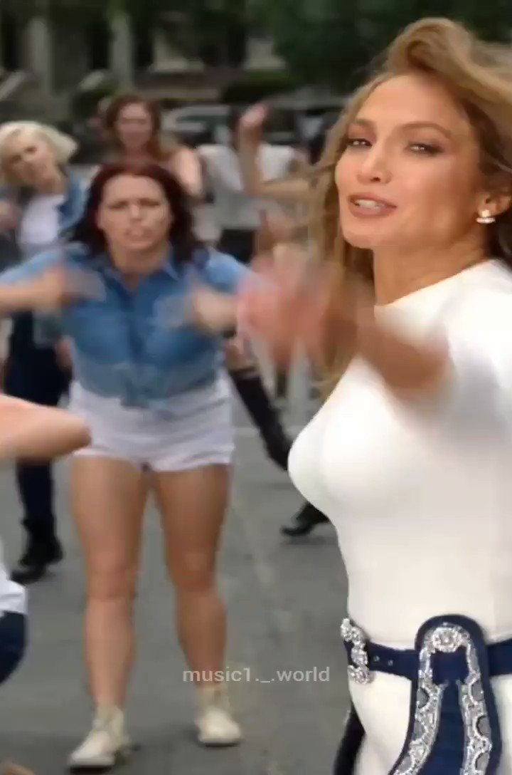 امیرآریان♕ طنزنوشت 𓃬☼ On Twitter اقای بن افلک تحویل بگیر