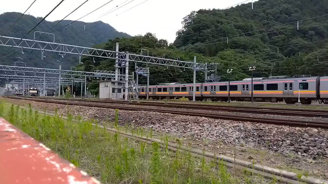 特急あずさ2号中野行き on Twitter: "試8734 EF64 1053+C61 20+12系5B 水上駅を95分程遅れて発車しました C61 20が不調のようでEF64 1053が ...