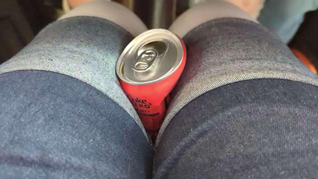 Glubbable ~ VTuber on Twitter: "Squish squish! ☺️ https://t.co/u8Xk1s7RWO" / Twitter