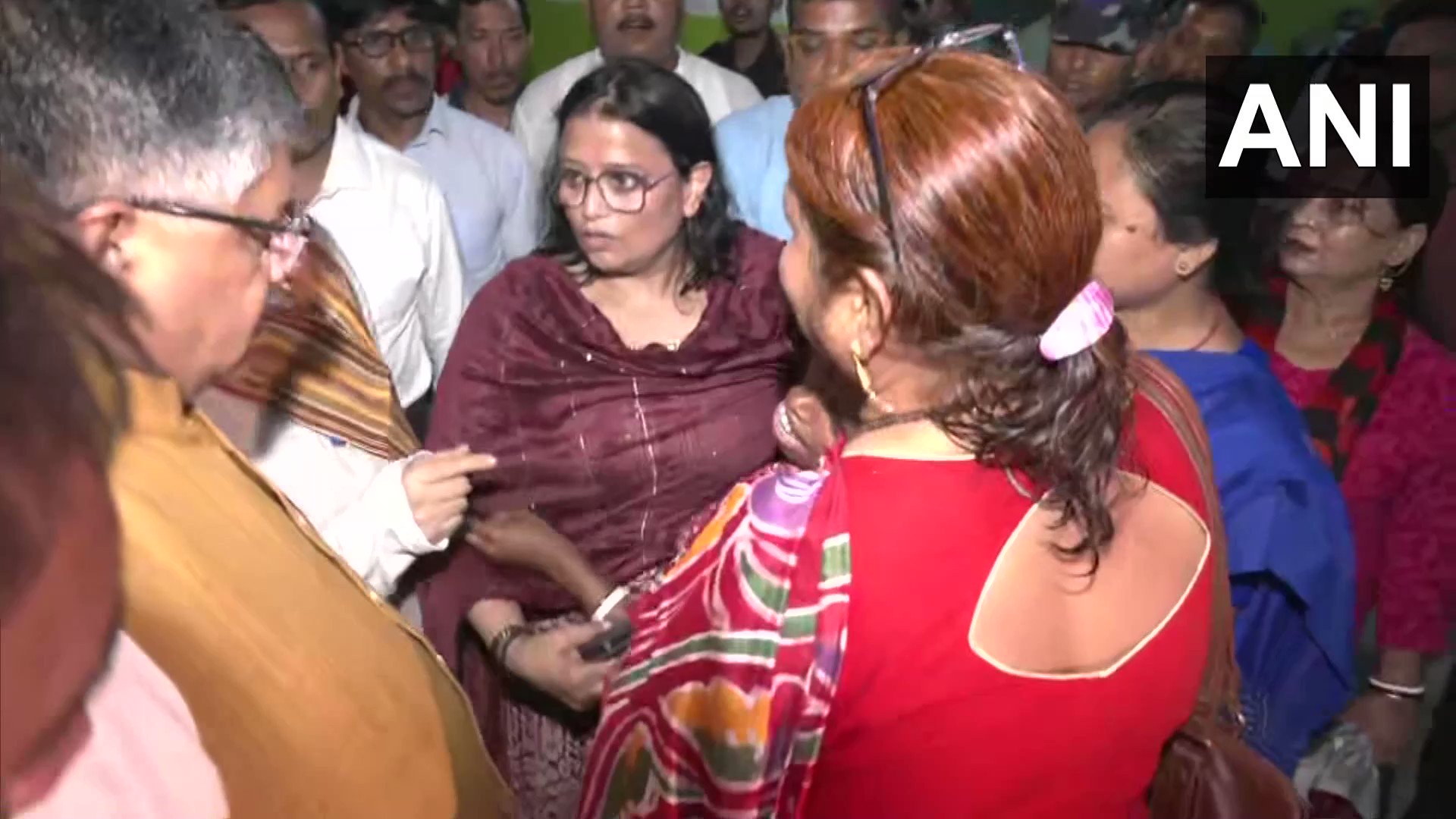 ANI on Twitter: "#WATCH | Cooch Behar | Ravi Shankar Prasad, BJP MP and convener of the party's ...