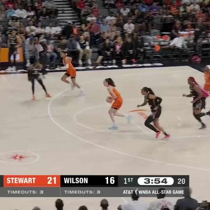 WNBA on Twitter: "BG IS BACKKKK 🔨 Brittney Griner with the early slam on ABC! | @ATT #WNBAAllStar"