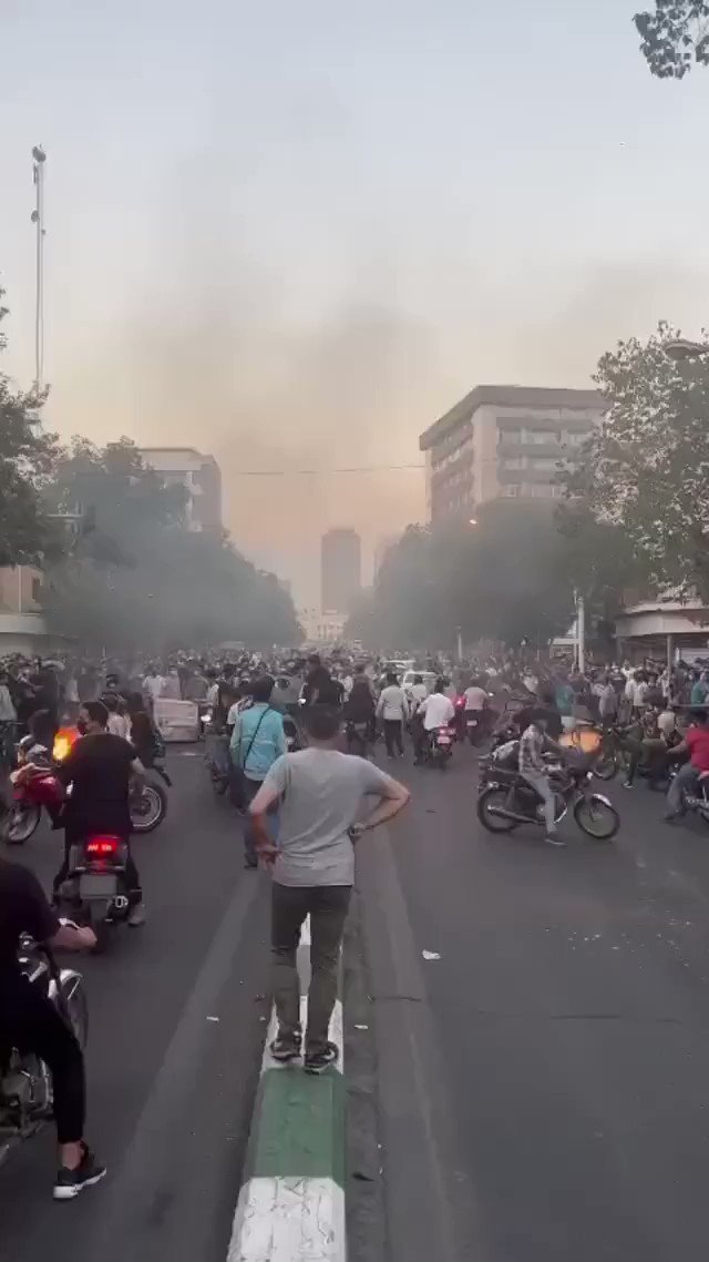 Liveirannews On Twitter روی صحبتم با بچههای داخله داداش من