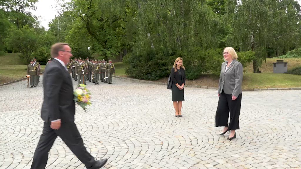 Ministerstvo obrany on Twitter: Ministerstvo obrany on Twitter: