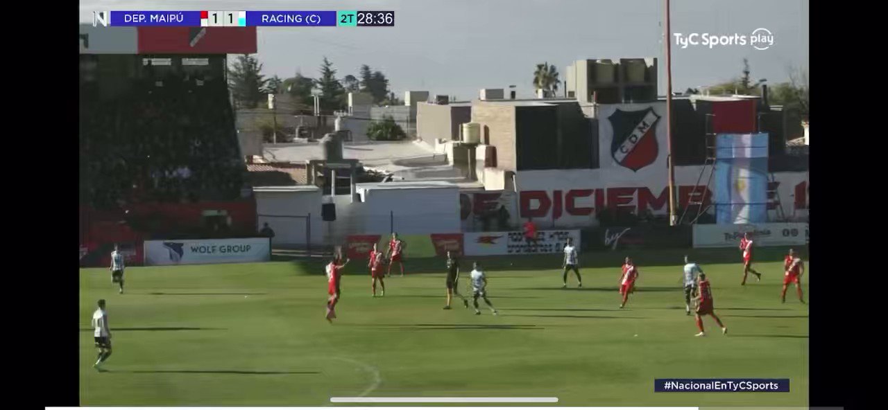 Fabian on Twitter: "El humilde Deportivo Maipú 👼 // El poderosisimo Independiente Rivadavia 👿 ...