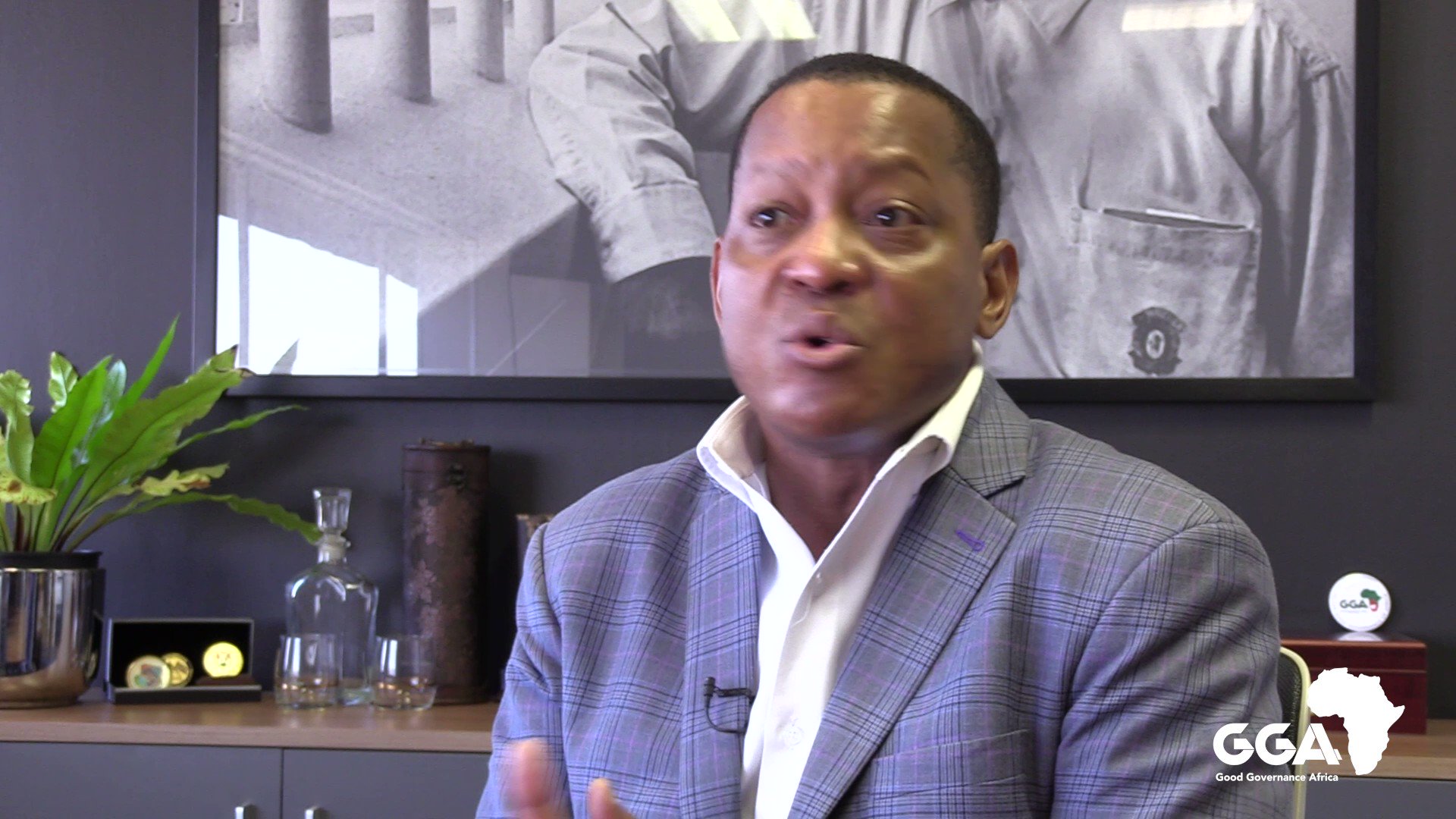 Chris Maroleng on Twitter: Chris Maroleng on Twitter: