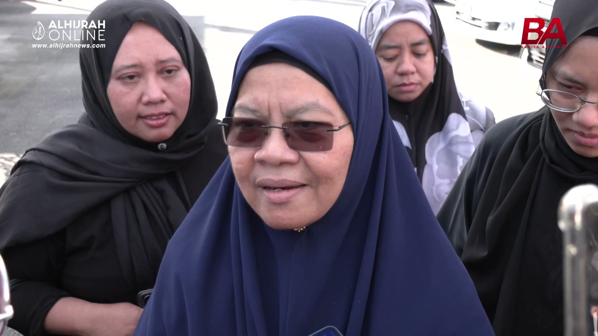 Berita AlHijrah on Twitter: ""Dulu, dia tinggalkan saya untuk berprogram, dia akan balik ke ...