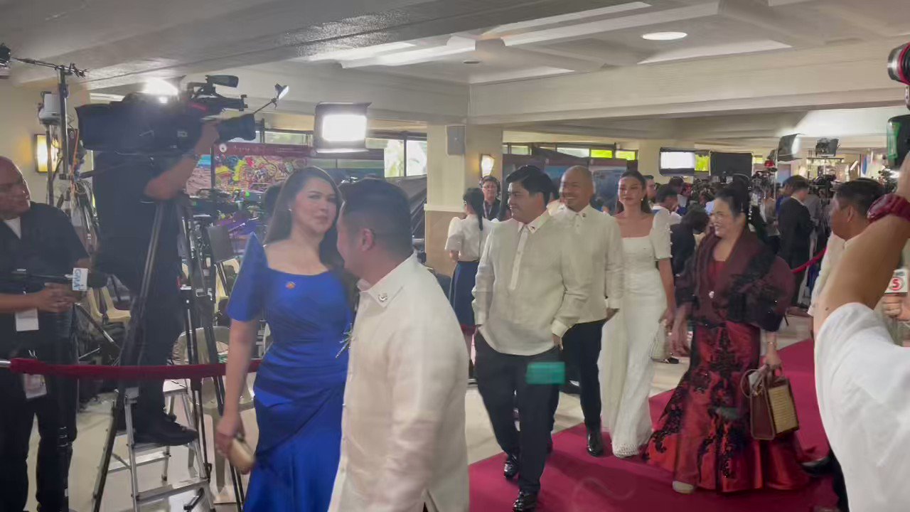 Mike Navallo On Twitter Abscbnnews Senators Koko Pimentel And Grace