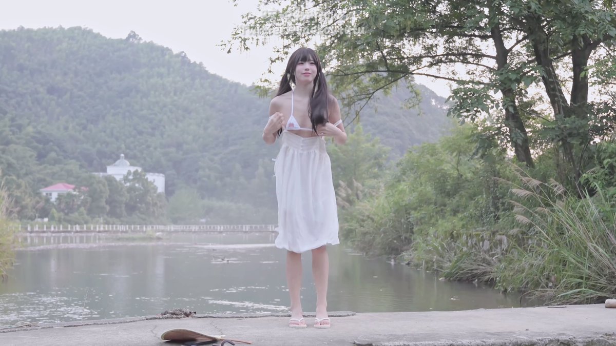 八月订阅作品💃 『溯溪之夏』60P+1V 恋爱循环 “穿湿衣服容易感冒哦，要赶快脱掉~” @xybereum @xyberdolls @xyberlabs 咬一口兔娘ovo @yaokoututu