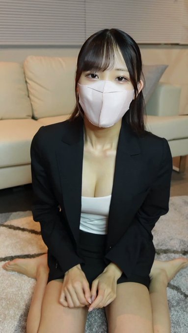 丸の内OLノみずき(@OLnoMizuki) さんの裏垢画像・動画 – 裏垢女子ランキングナビ