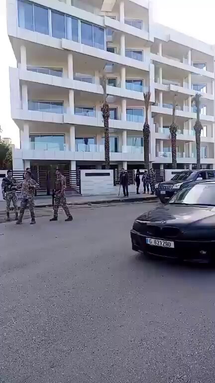 قلم سياسي سلام موضوع التأمين على الطيران أبعد من تعديل الشركة تغطيتها