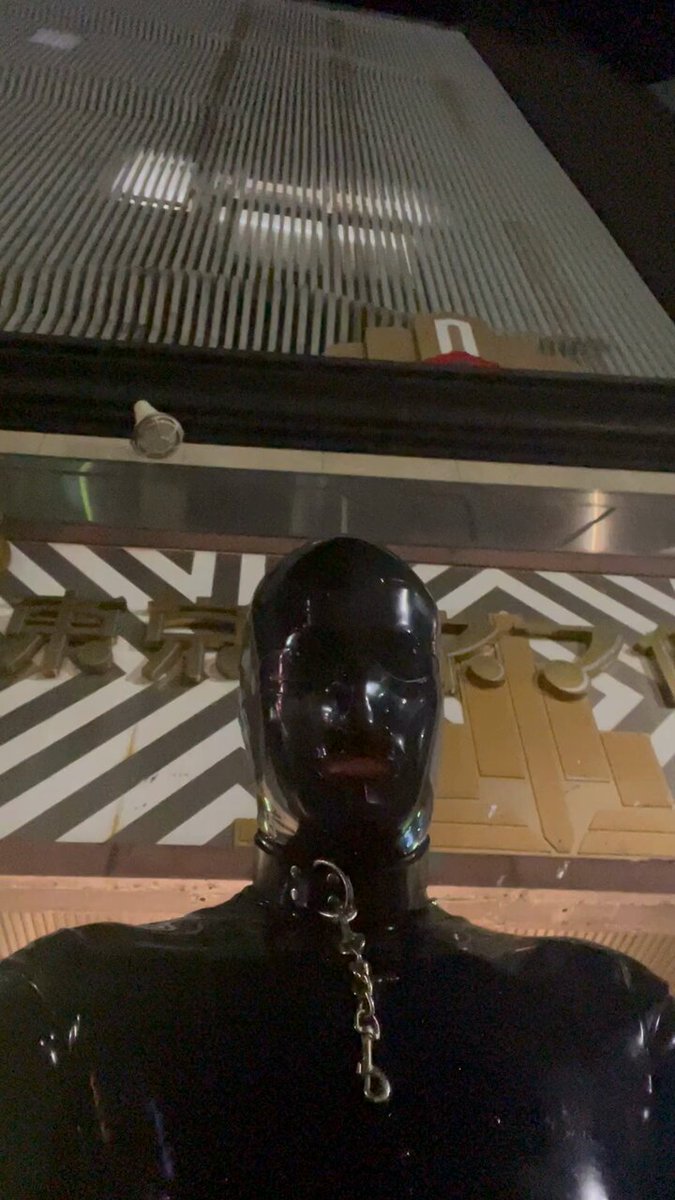 24-08-03 デパートメントH 2099 - posfie