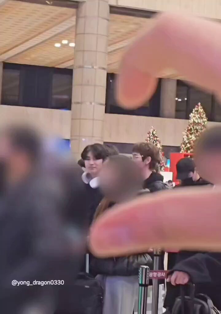 250104.05 onlyoneof FAN concert in JAPAN encore Edition TIAT sky hall - posfie