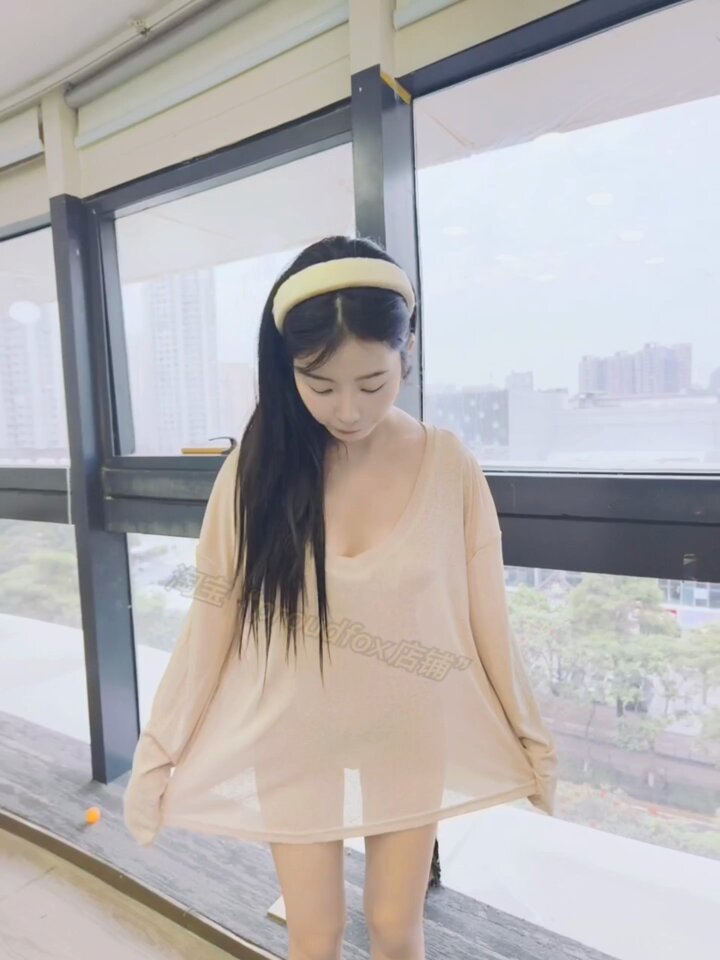 情人节快乐 ️ ️ ️贝贝新款，越拉越透～👇👇👇😘😘 Proud Fox(露出服装设计) @proudfox7788