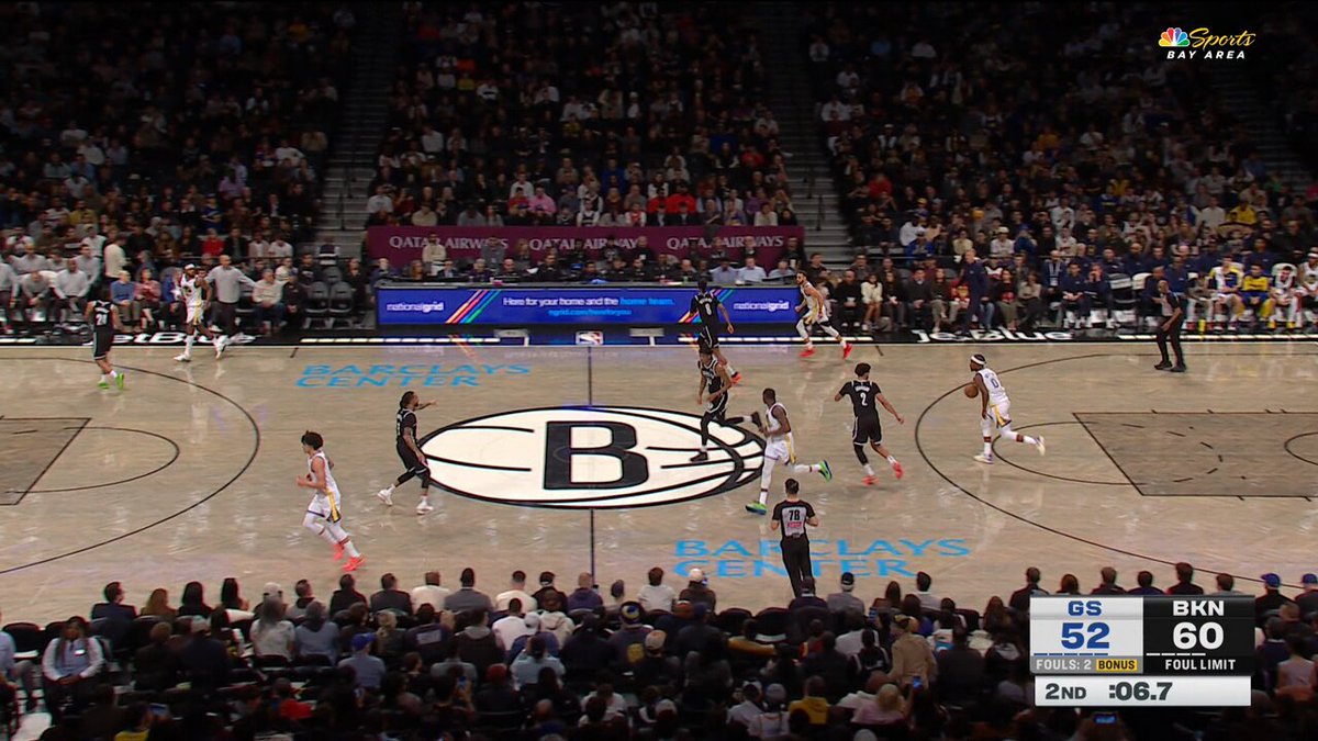 커리의 턴어라운드 페이드어웨이 딥쓰리 - MANIA