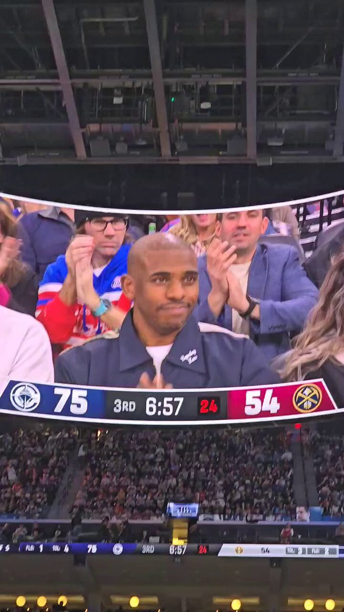 경기 직관한 CP3에게 찬사를 보낸 클리퍼스 팬들 - MANIA