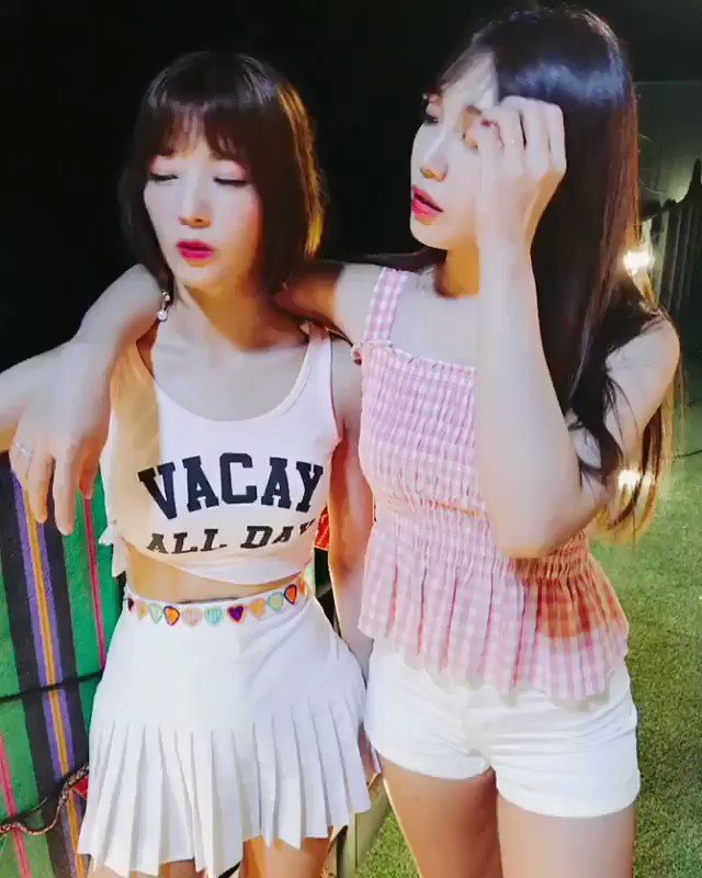 Meung Ji On Twitter 93 Line Cute Eunji Bomi Apink 2011…