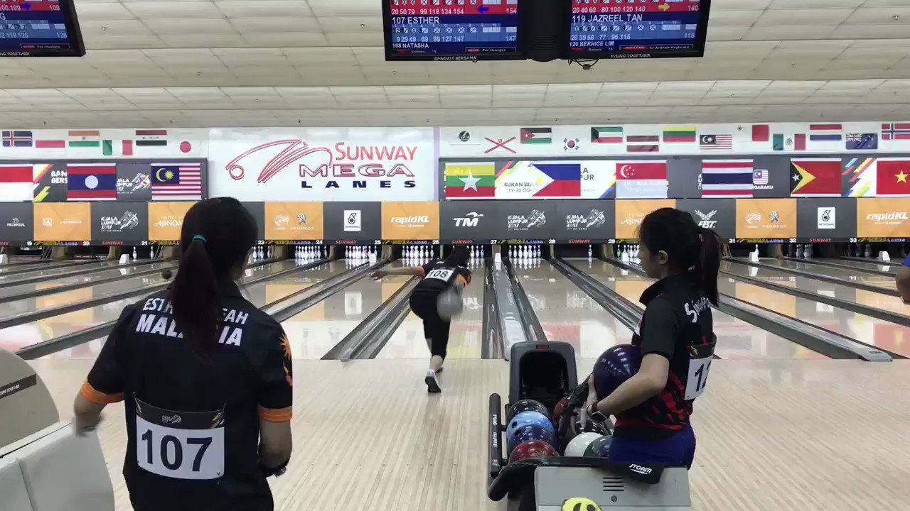 BERNAMA on Twitter: "[Video] Atlet negara Natasha Mohamed Roslan beraksi dalam acara tenpin ...
