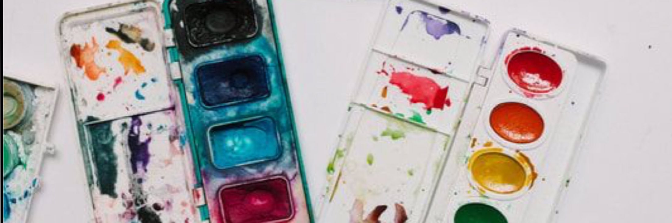 Erjwanalqhtniافضل حسابات رسم Twitter