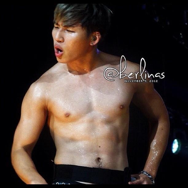 Daesung Abs