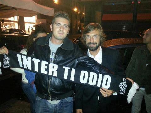 Am I the only one who hates the Juve scarf that has "Inter Ti Odio ...