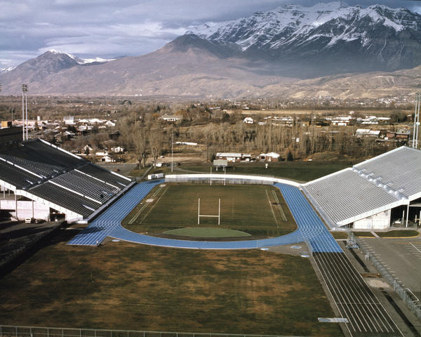G5 Stadiums (Day 10/64) BYU's LaVell Edwards Stadium : r/CFB