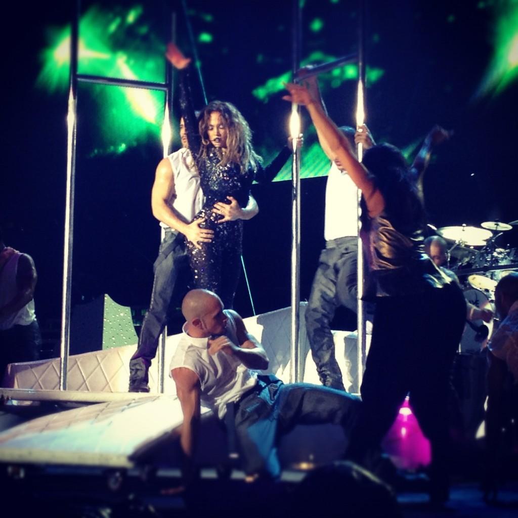 Celeb News: Jennifer Lopez Dance Again - Update Tour Crosses 74million ...