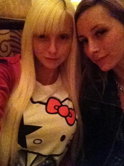 Tw Pornstars Nikki Seven Twitter Rt Rikki Six Cheesecake Factory