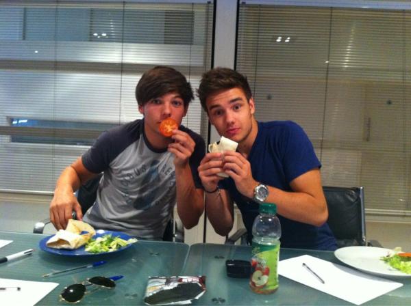 One Direction Photoshoot With Food