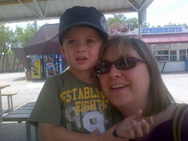 Angie Cathcart's Instagram, Twitter & Facebook on IDCrawl