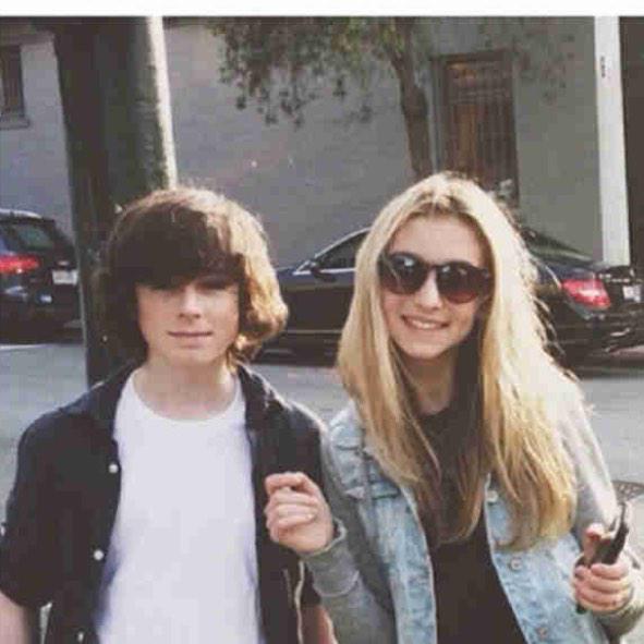 Madison Lintz And Chandler Riggs The Walking Dead