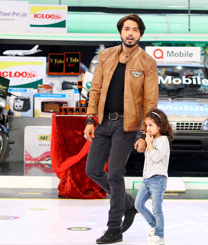 Fahad Mustafa Wife And Daughter Fahad Mustafa With His Wife Arts