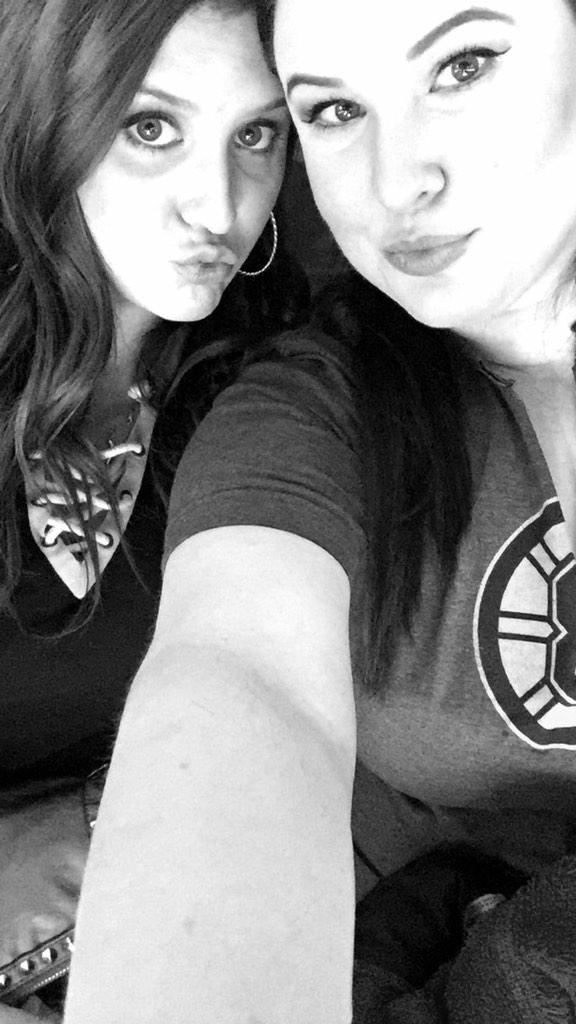 Amanda Beale's Instagram, Twitter & Facebook on IDCrawl