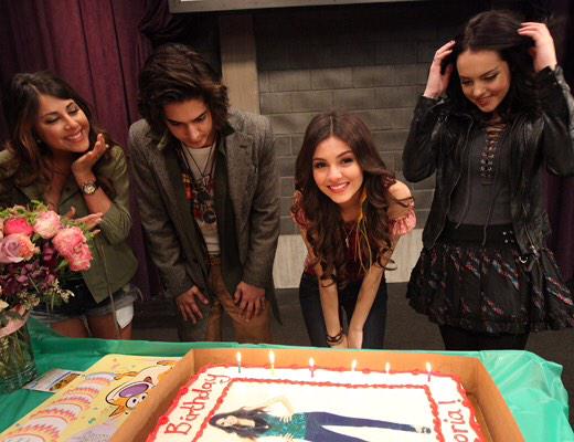 Happy Birthday to the awesome VictoriaJustice! AKA Tori Vega from ...