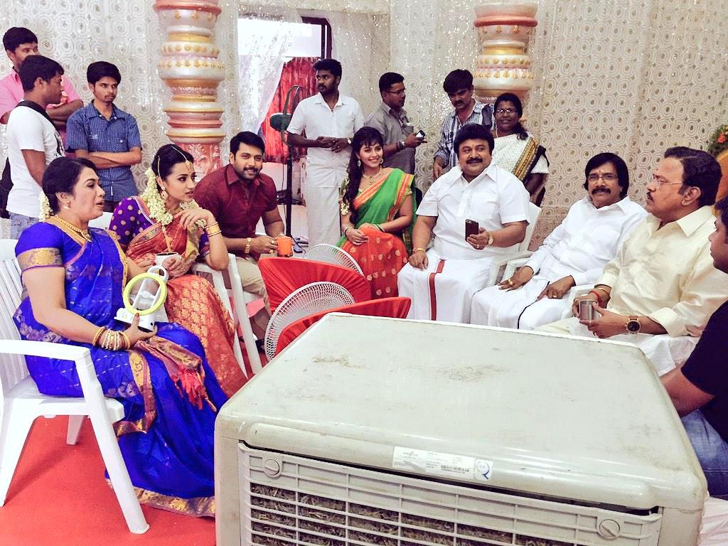 Chitra Lakshmanan Family